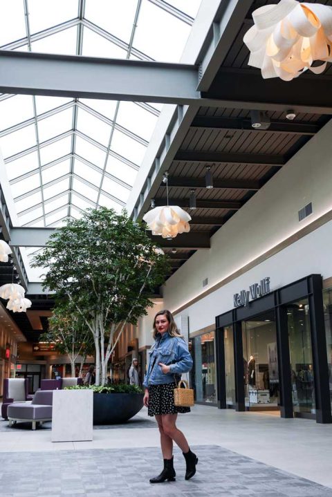 Premium Outlet Collection Edmonton International Airport
