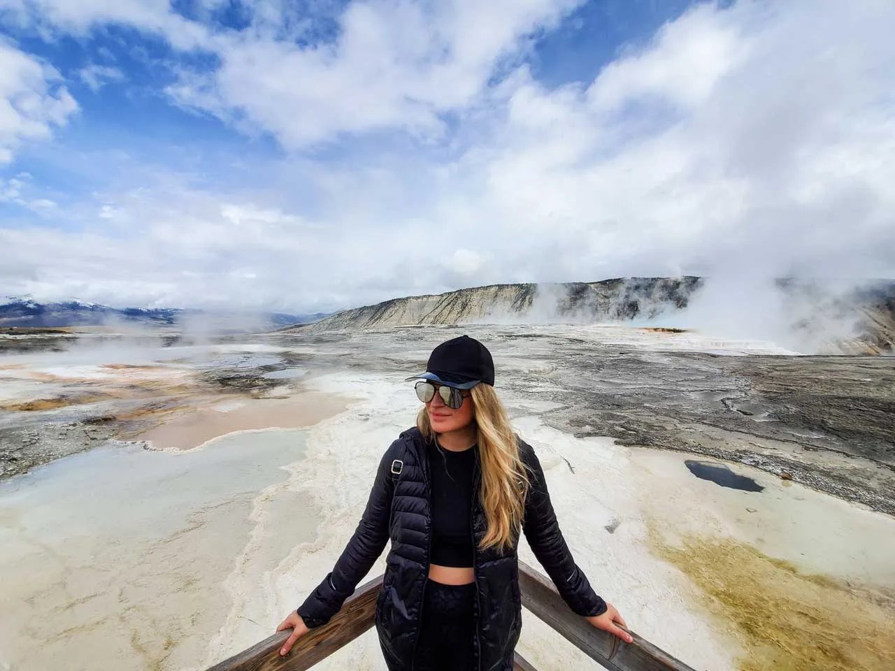 What to Wear to Yellowstone in Autumn